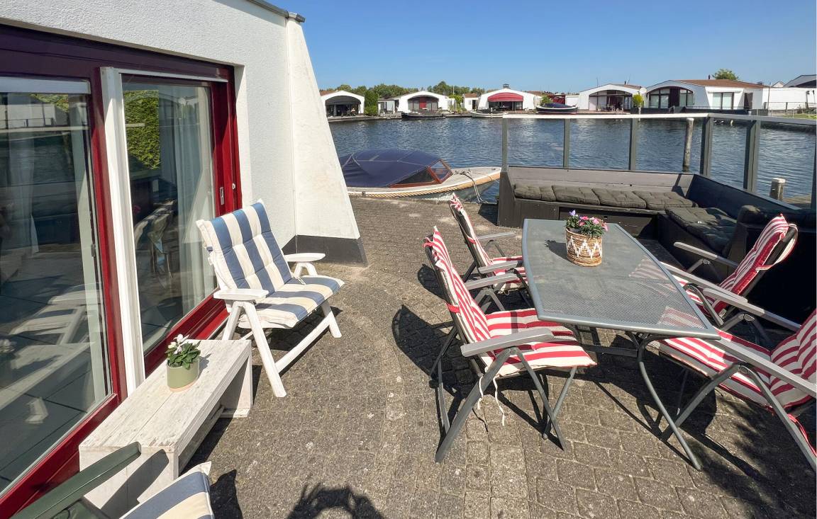 90 M² Ferienhaus ∙ 2 Schlafzimmer ∙ 4 Gäste - Lemmer