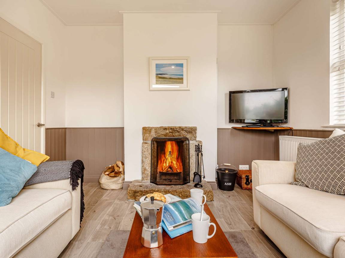 Cottage ∙ 3 Bedrooms ∙ 6 Guests - Perranporth