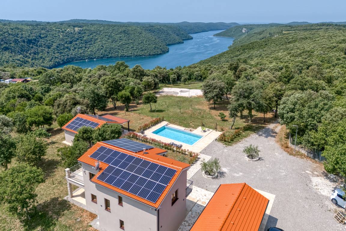 140 M² Villa ∙ 4 Bedrooms ∙ 8 Guests - 羅維尼