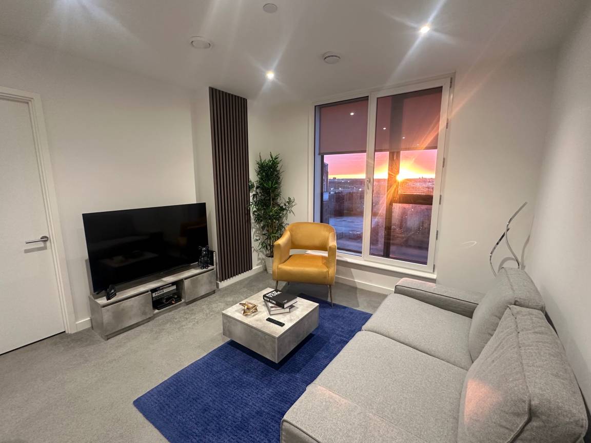 90 M² Ferienwohnung ∙ 2 Schlafzimmer ∙ 6 Gäste - Salford