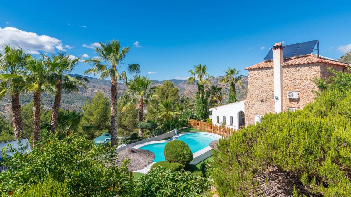 150 M² Huis ∙ 4 Slaapkamers ∙ 8 Gasten - Colmenar