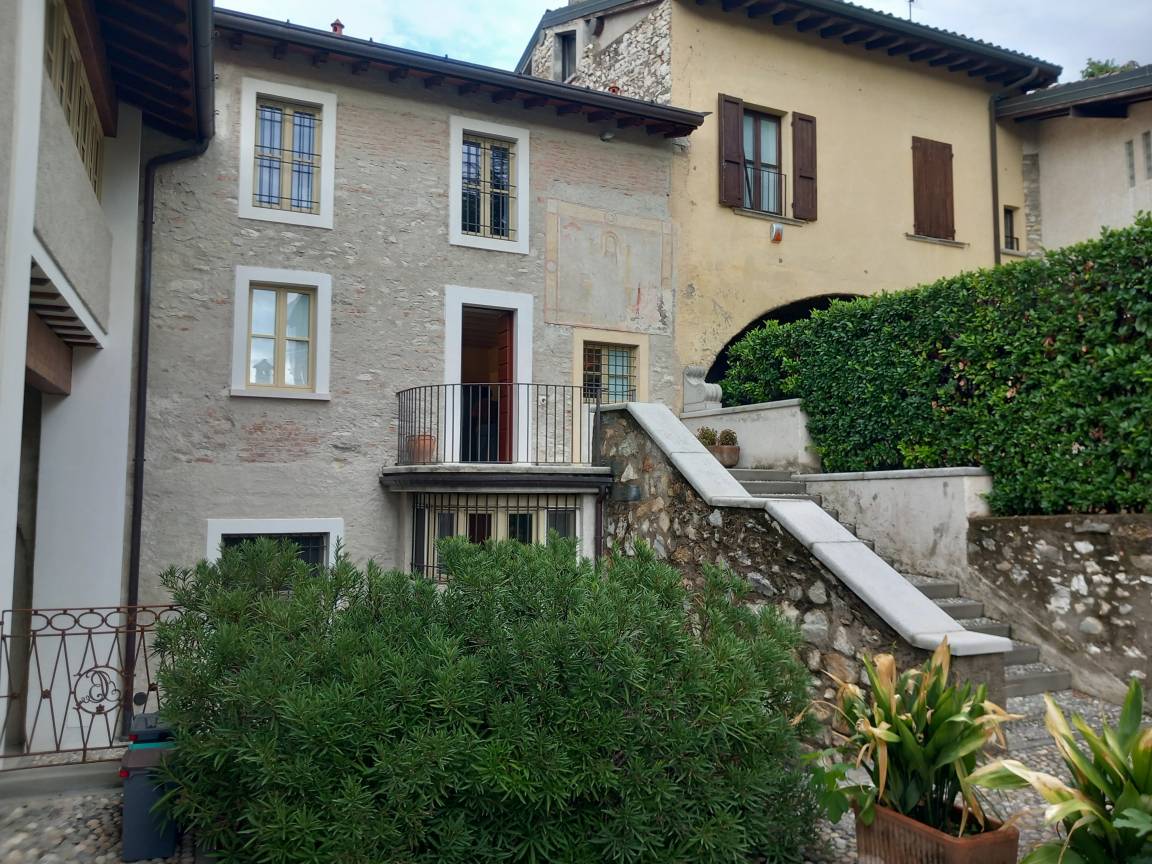 170 M² Ferienhaus ∙ 2 Schlafzimmer ∙ 4 Gäste - Iseo