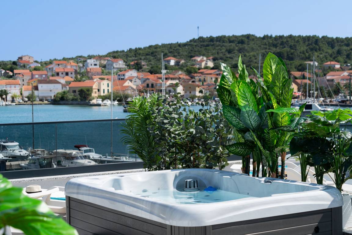 90 M² Apartment ∙ 2 Bedrooms ∙ 5 Guests - Sali
