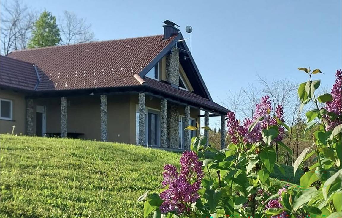 100 M² House ∙ 3 Bedrooms ∙ 6 Guests - Lendava