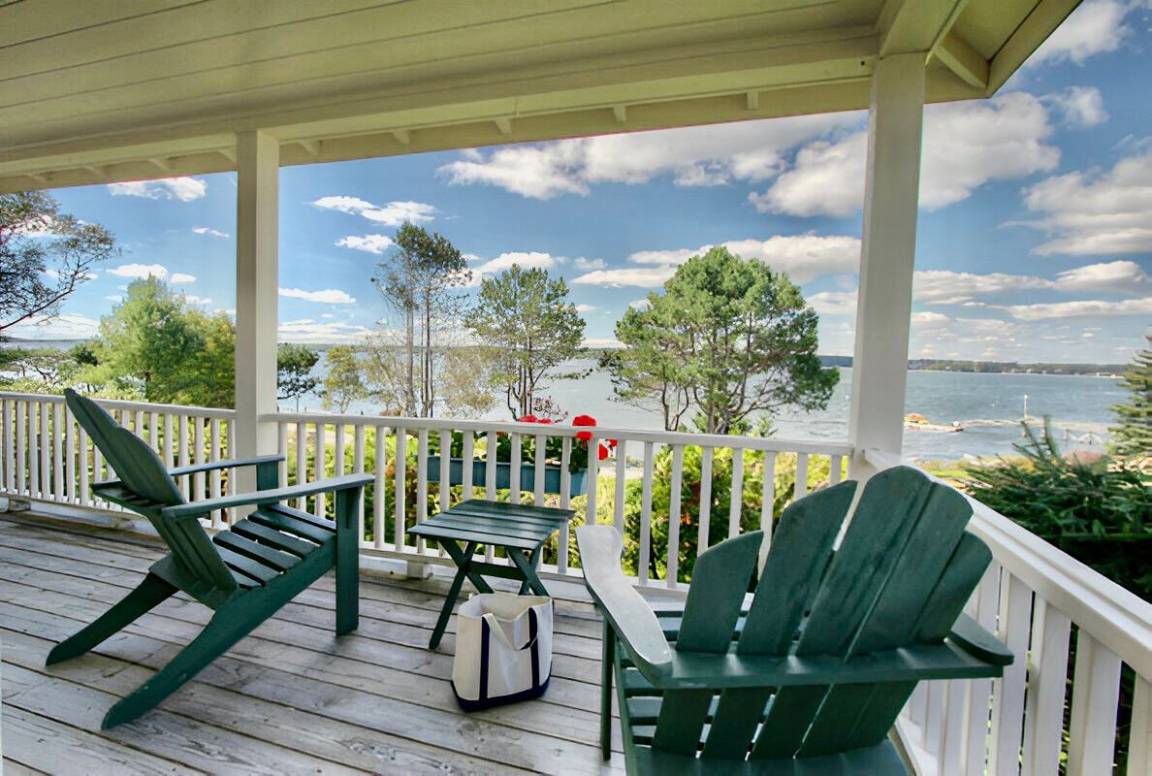 Hotel ∙ 1 Bedroom ∙ 2 Guests - Boothbay Harbor, ME