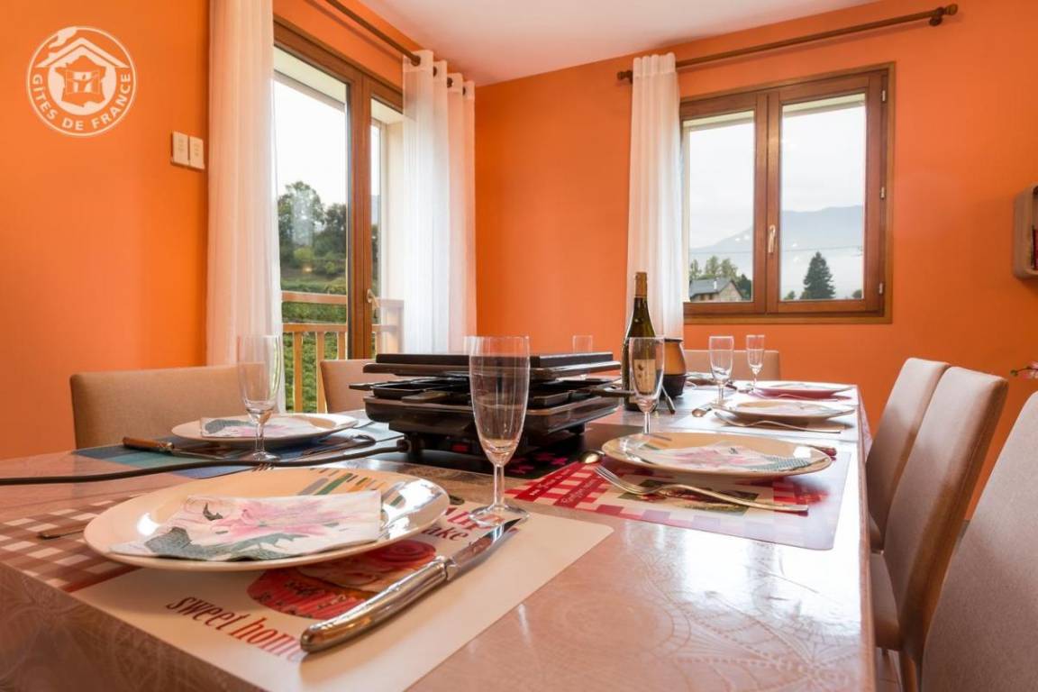 170 M² Gîte ∙ 4 Chambres ∙ 8 Personnes - Chambéry