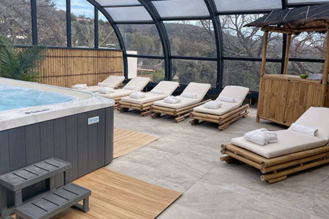 40 M² Bungalow ∙ 3 Bedrooms ∙ 6 Guests - Var