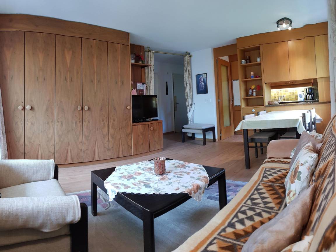 65 M² Ferienwohnung ∙ 1 Schlafzimmer ∙ 4 Gäste - Leukerbad