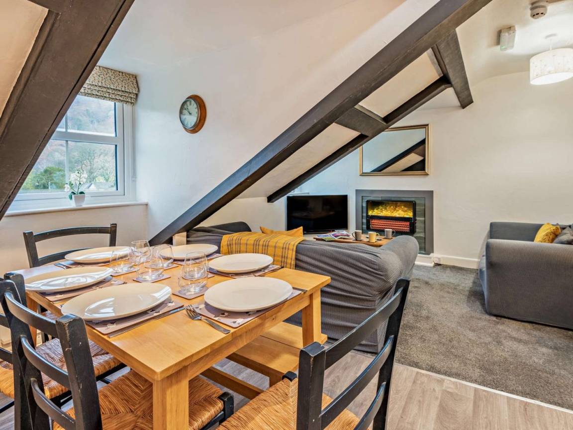 Cottage ∙ 4 Bedrooms ∙ 6 Guests - Borrowdale