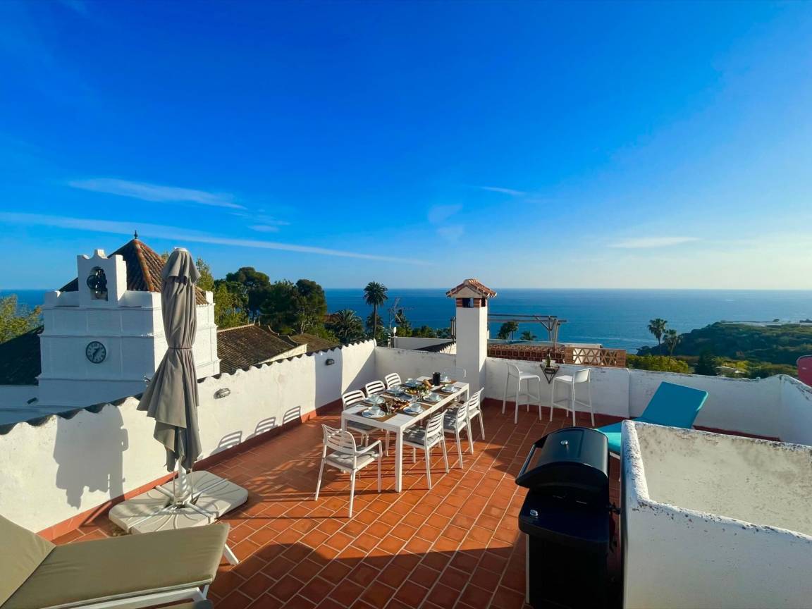 180 M² House ∙ 4 Bedrooms ∙ 8 Guests - Frigiliana