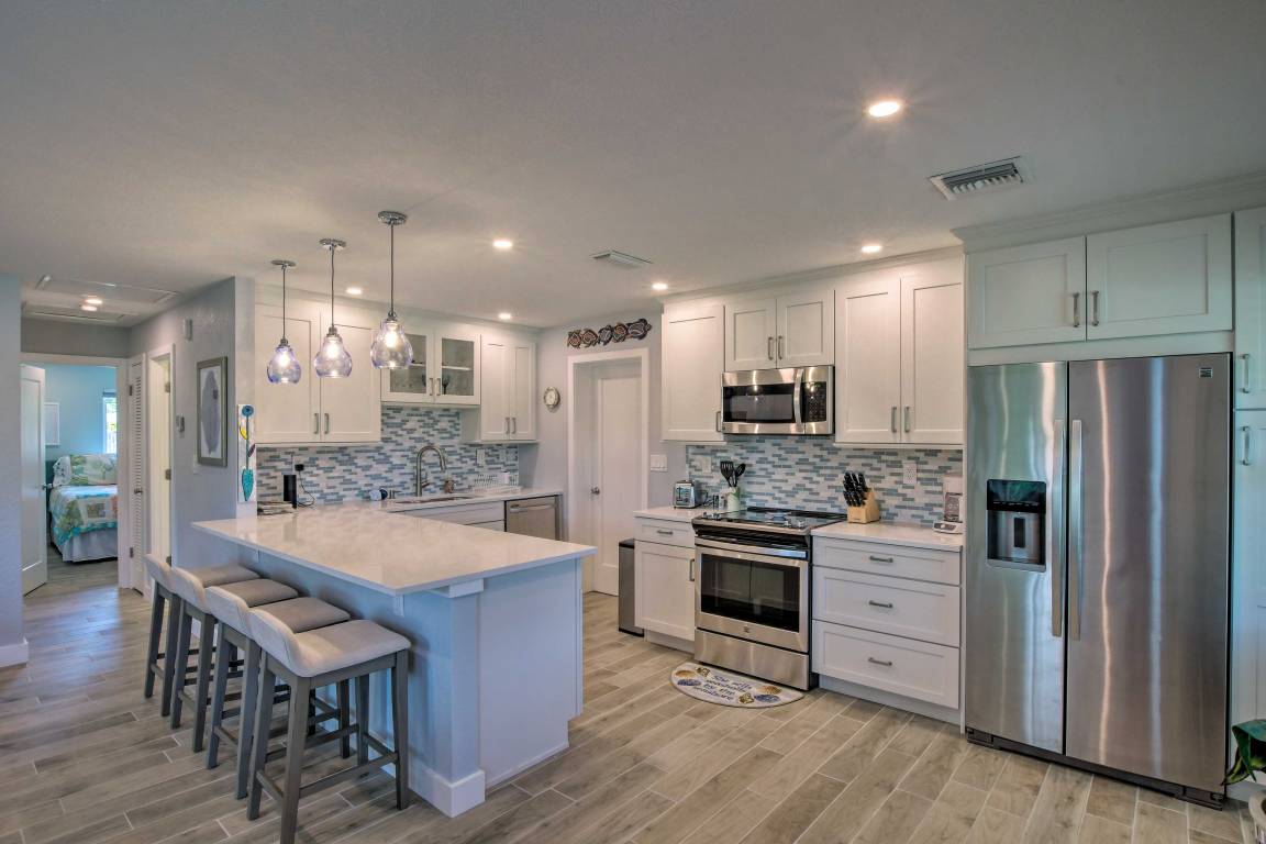102 M² House ∙ 2 Bedrooms ∙ 7 Guests - Naples Park, FL