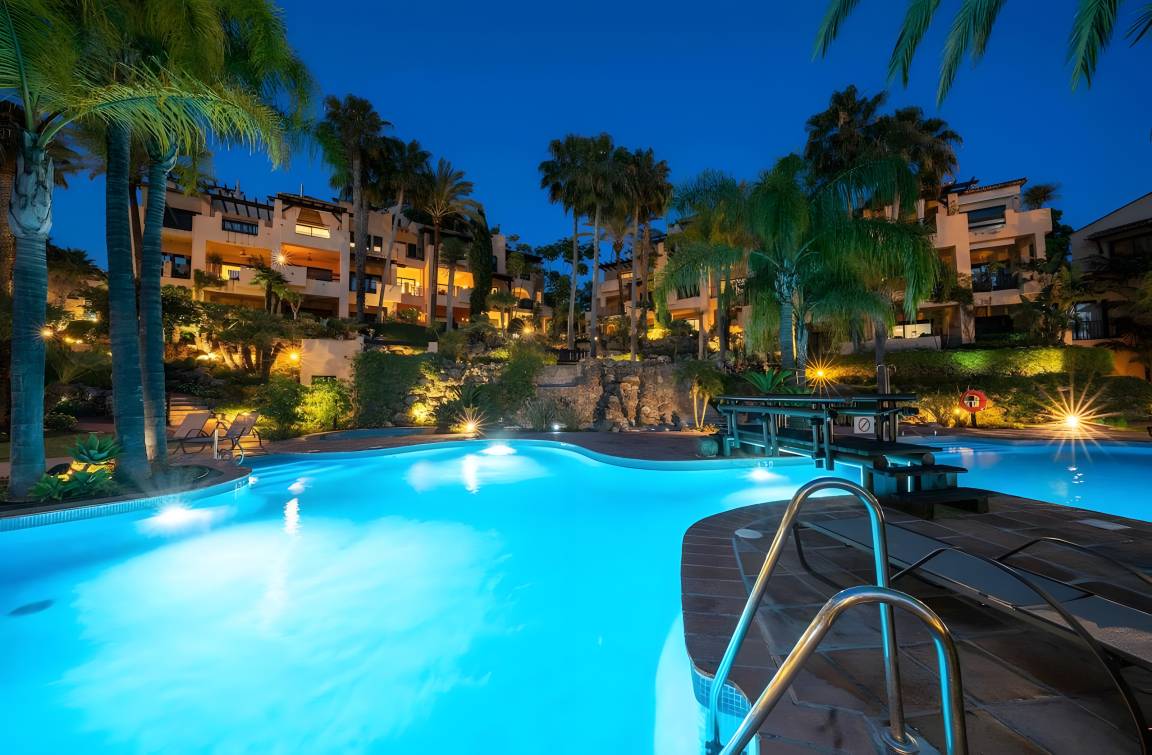 148 M² Apartamento ∙ 2 Habitaciones ∙ 4 Huéspedes - San Pedro, España
