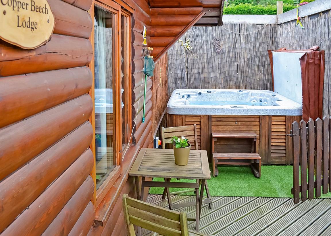 Chalet ∙ 3 Bedrooms ∙ 6 Guests - Shropshire