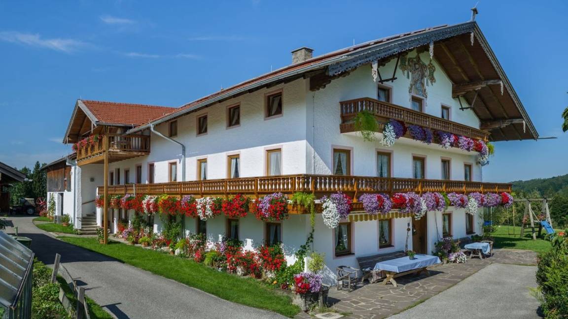 45 M² Huoneisto ∙ 1 Makuuhuone ∙ 3 Vierasta - Brannenburg