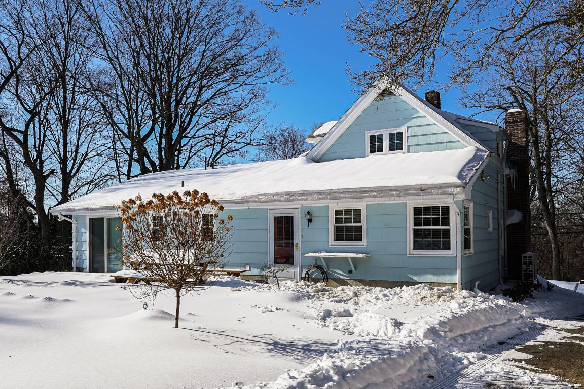 146 M² House ∙ 4 Bedrooms ∙ 8 Guests - Connecticut