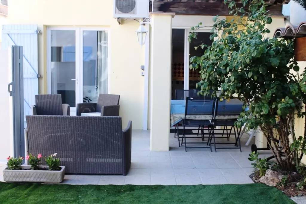 55 M² Maison De Vacances ∙ 2 Chambres ∙ 5 Personnes - Sainte-Maxime