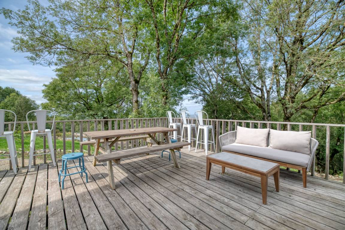 237 M² Maison De Vacances ∙ 3 Chambres ∙ 13 Personnes - Revel