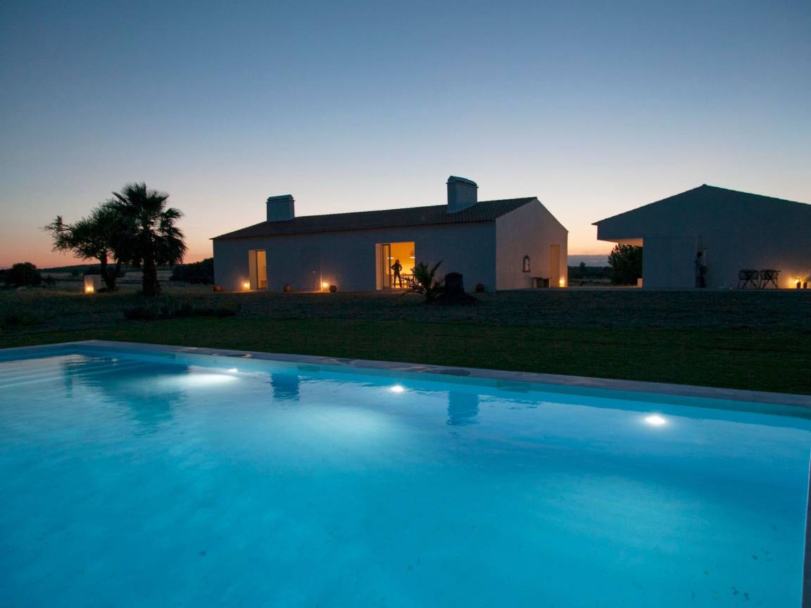 516 M² Casa ∙ 5 Quartos ∙ 10 Hóspedes - Évora