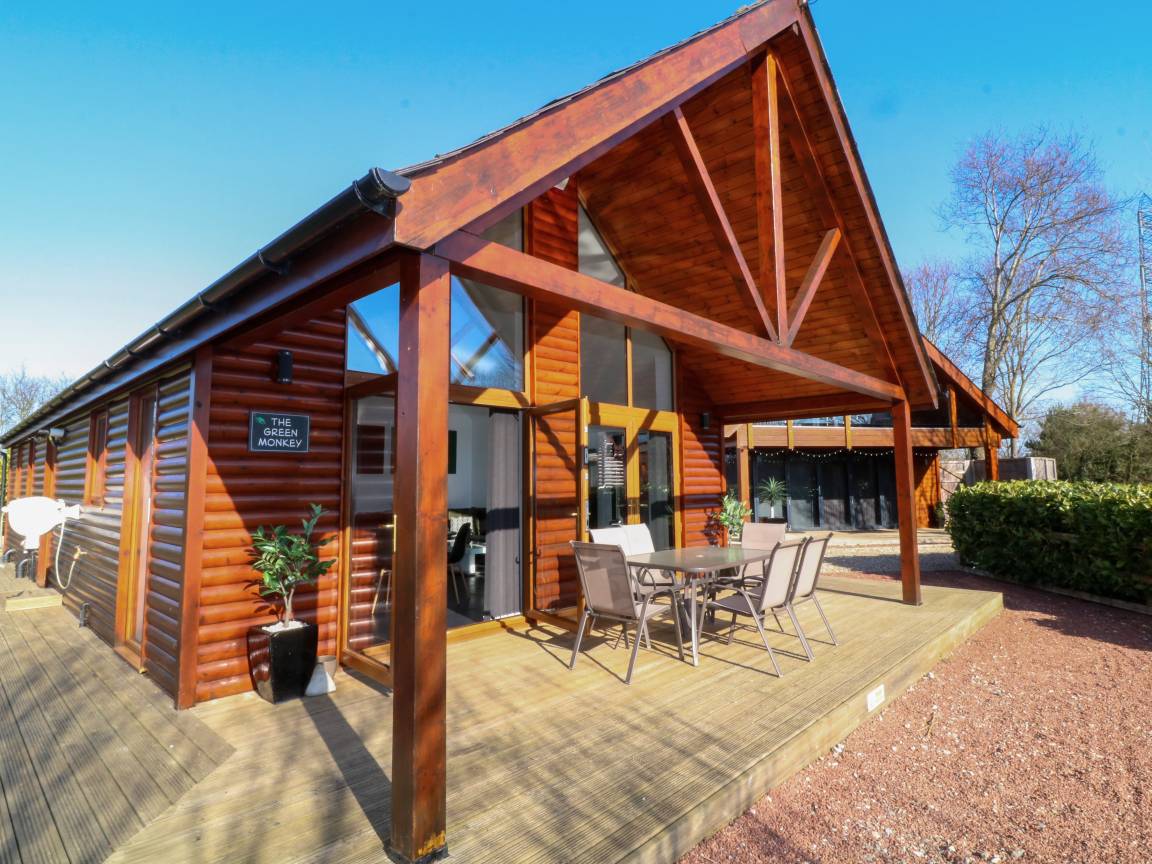 Cottage ∙ 2 Bedrooms ∙ 4 Guests - Lincoln