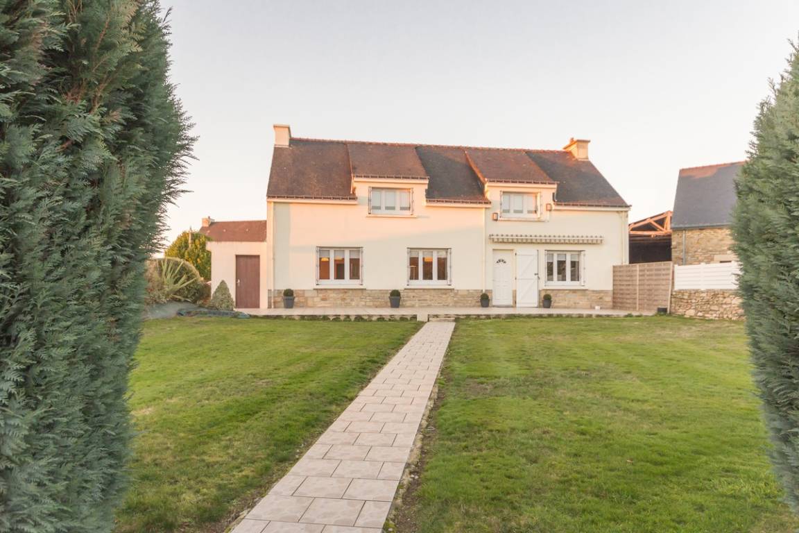 150 M² Gîte ∙ 4 Chambres ∙ 6 Personnes - Auray