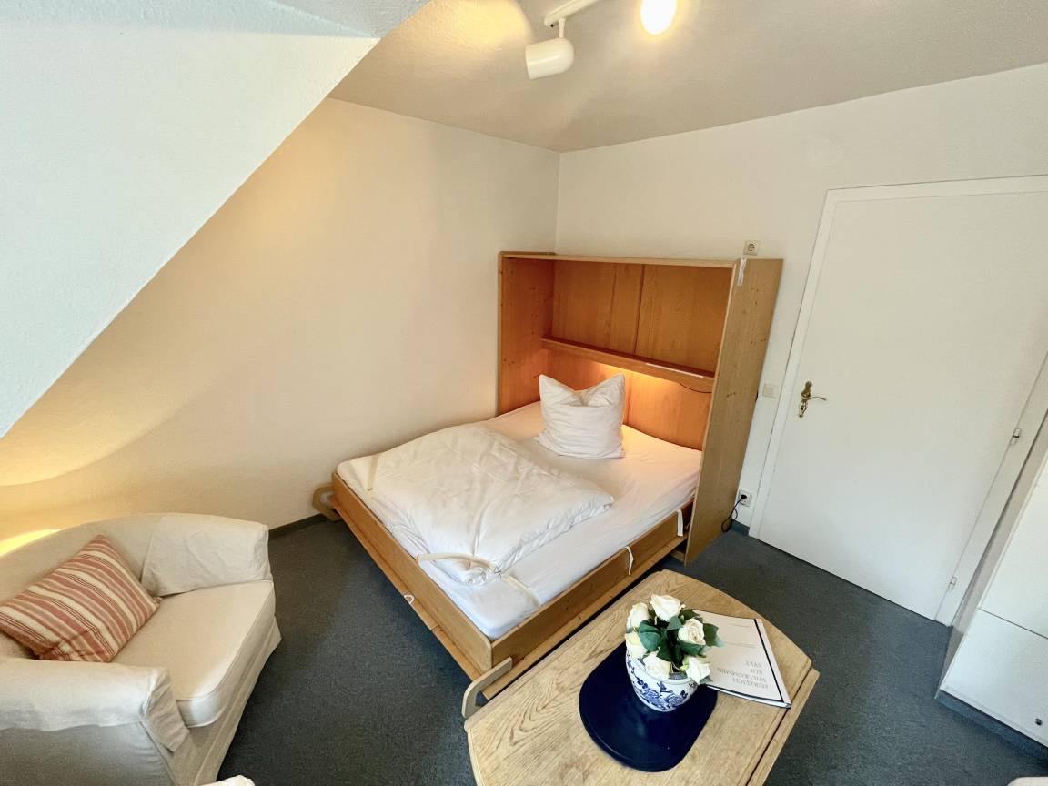 65 M² Ferienwohnung ∙ 2 Schlafzimmer ∙ 6 Gäste - Keitum