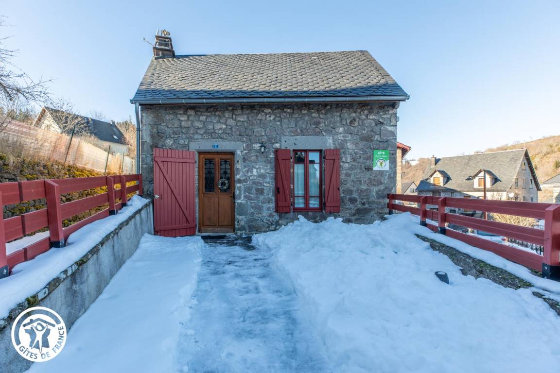 68 M² Mökki ∙ 2 Makuuhuonetta ∙ 4 Vierasta - Super-Besse