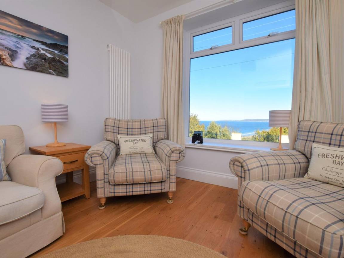 Cottage ∙ 2 Bedrooms ∙ 4 Guests - Westward Ho!