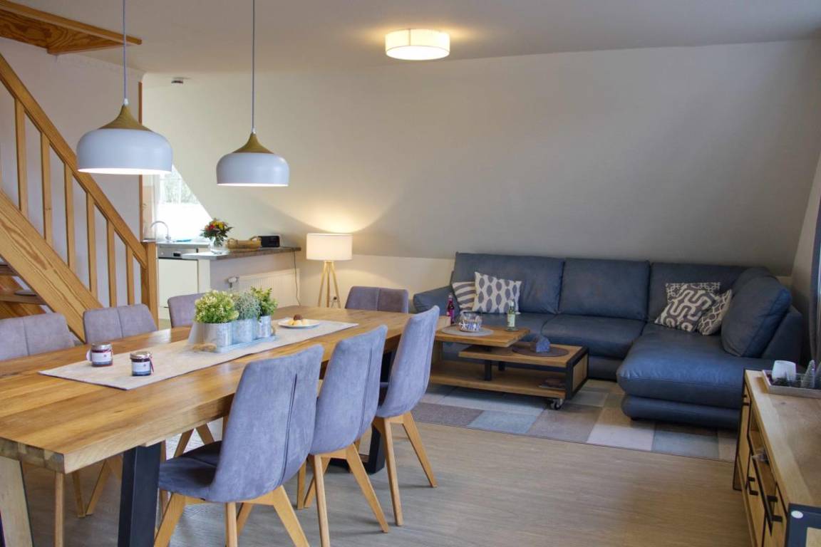 91 M² Ferienwohnung ∙ 3 Schlafzimmer ∙ 7 Gäste - Fehmarn