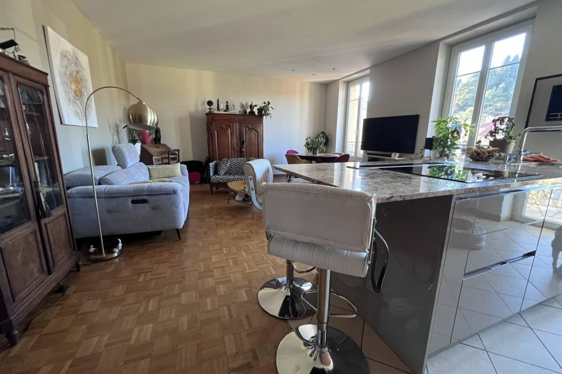 85 M² Appartement ∙ 2 Chambres ∙ 4 Personnes - Castel Plage - Nice
