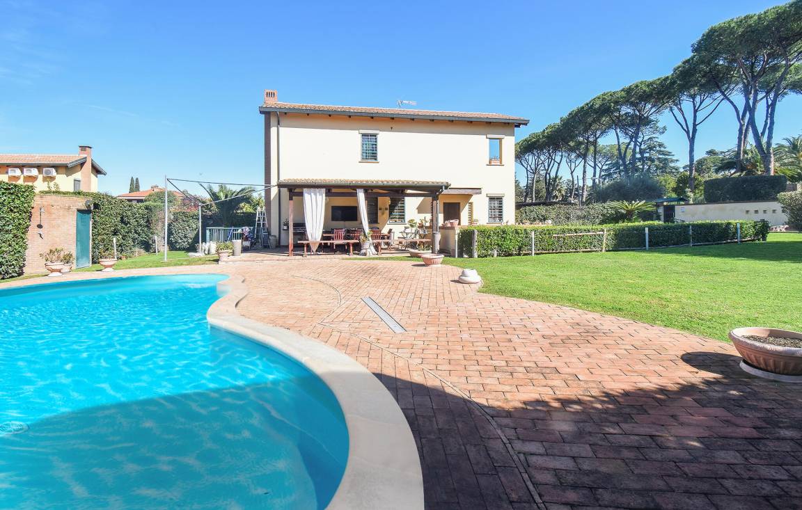 265 M² Maison De Vacances ∙ 6 Chambres ∙ 12 Personnes - Rome