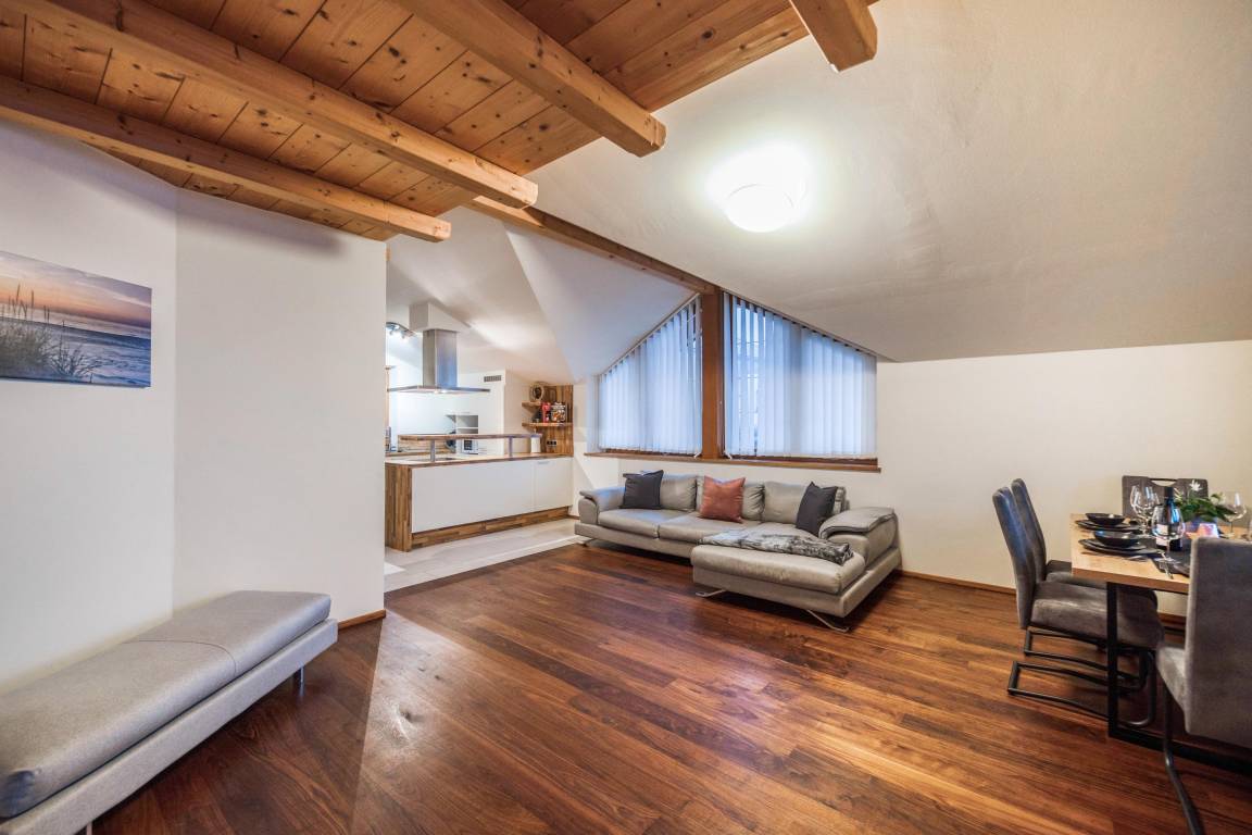 100 M² Appartement ∙ 3 Chambres ∙ 6 Personnes - Bolzano