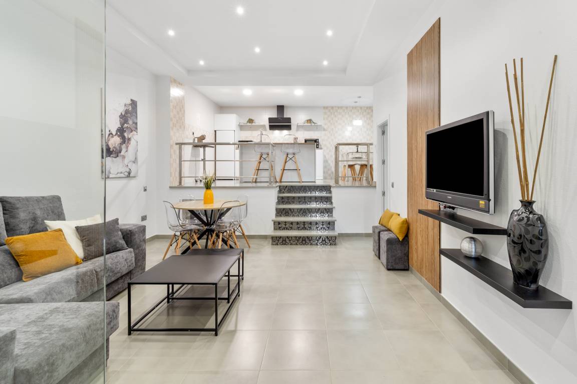 108 M² Apartment ∙ 2 Bedrooms ∙ 4 Guests - Coín