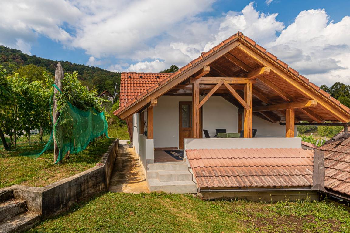 42 M² Ferienhaus ∙ 1 Schlafzimmer ∙ 4 Gäste - Slowenien