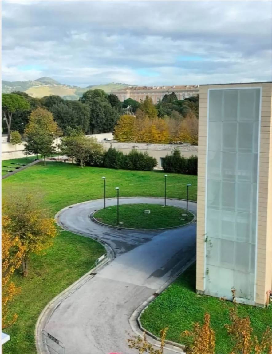 120 M² Apartment ∙ 3 Bedrooms ∙ 8 Guests - Caserta