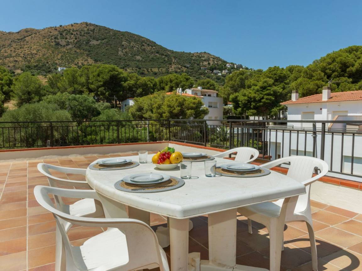 60 M² Appartement ∙ 3 Slaapkamers ∙ 4 Gasten - Llançà