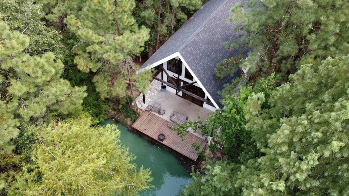 House ∙ 3 Bedrooms ∙ 7 Guests - Texas Renaissance Festival