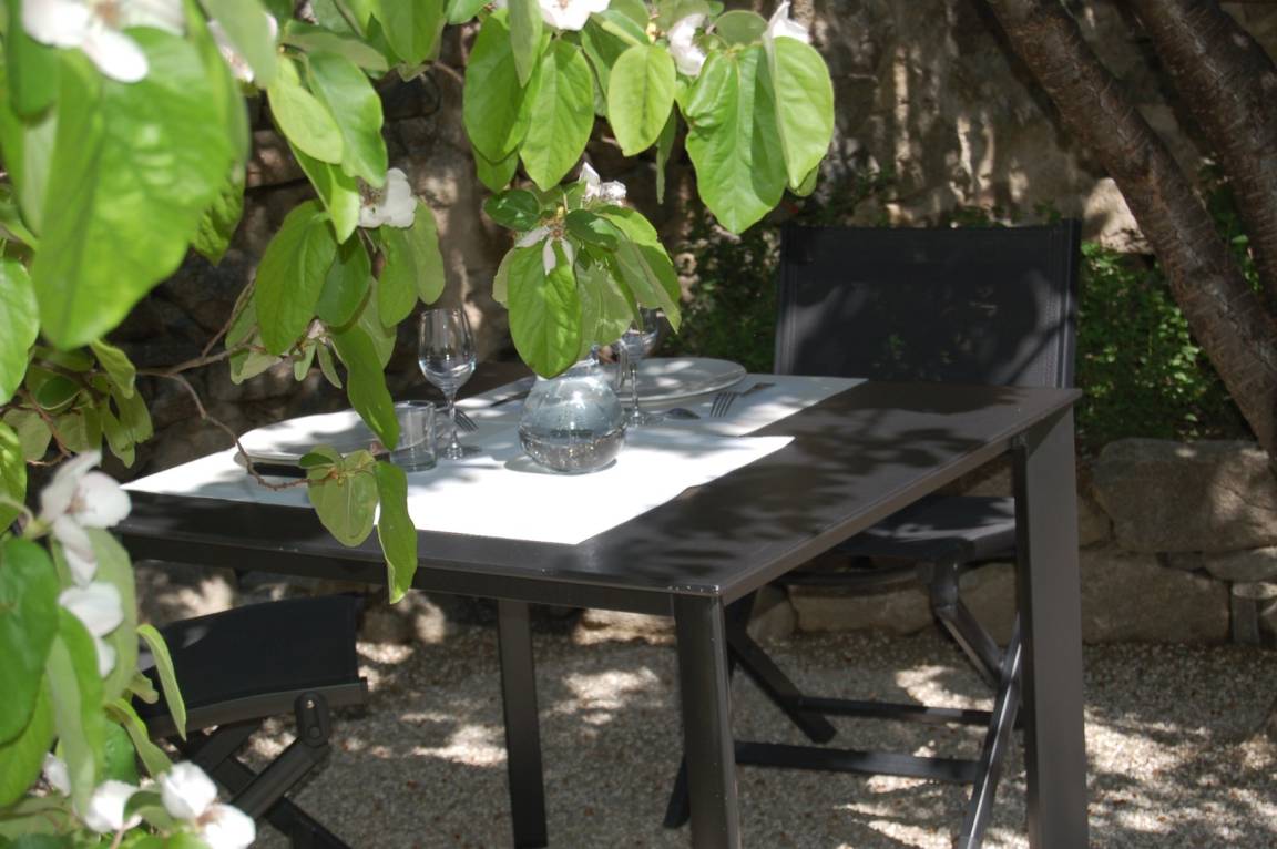 100 M² Casa ∙ 2 Habitaciones ∙ 4 Huéspedes - Prades, Francia