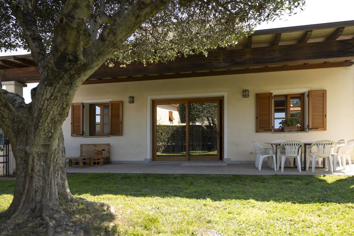 120 M² Villa ∙ 2 Bedrooms ∙ 6 Guests - Marina di Campo