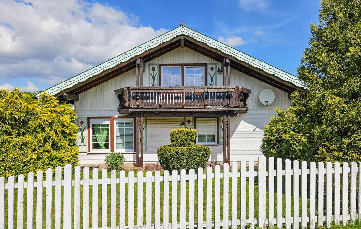 149 M² Ferienhaus ∙ 2 Schlafzimmer ∙ 4 Gäste - Elend