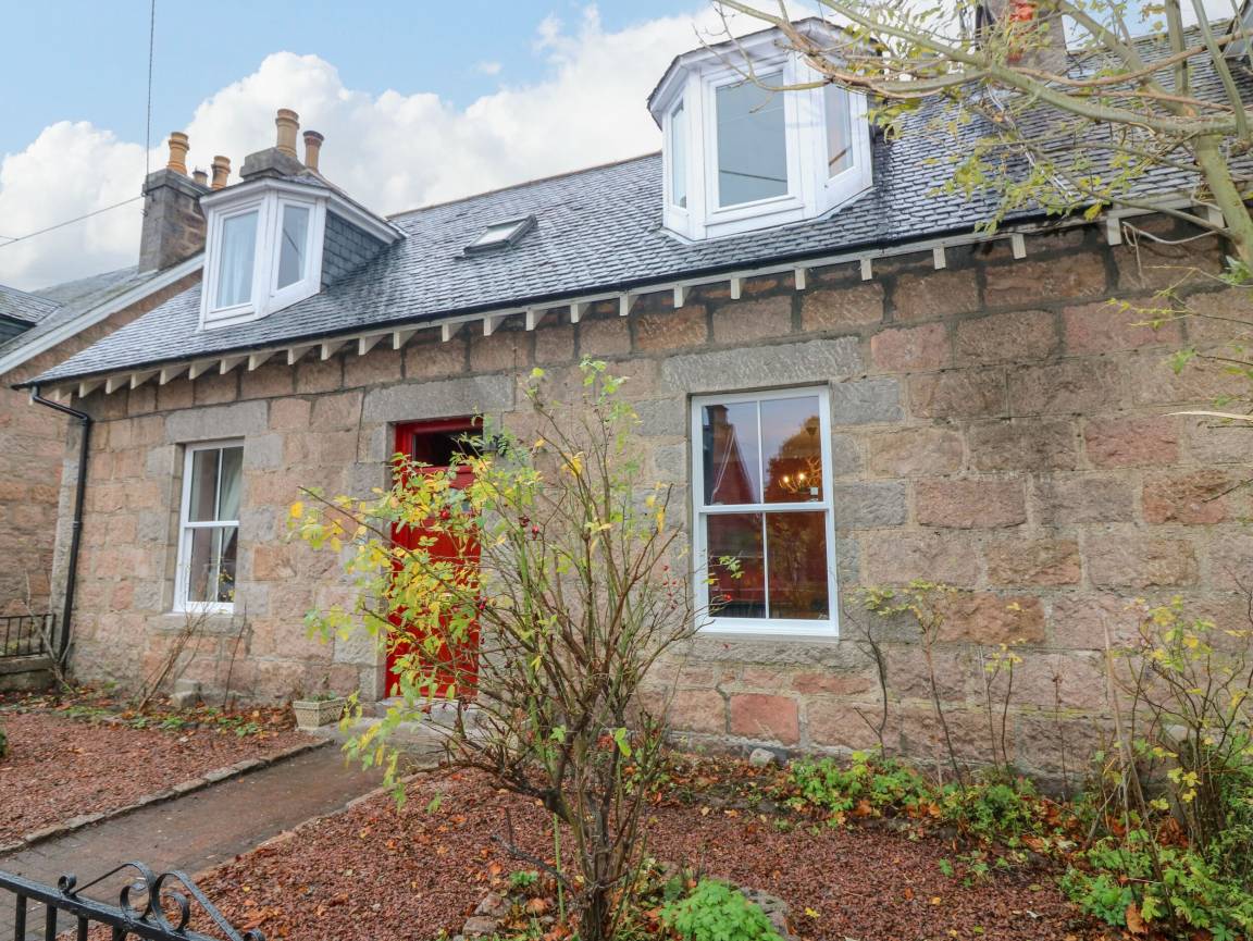 Cottage ∙ 3 Bedrooms ∙ 6 Guests - Ballater