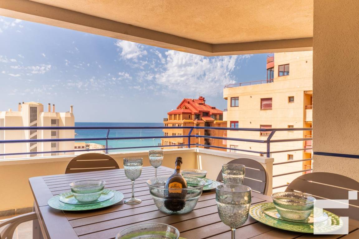 117 M² Apartamento ∙ 3 Habitaciones ∙ 6 Huéspedes - Calpe