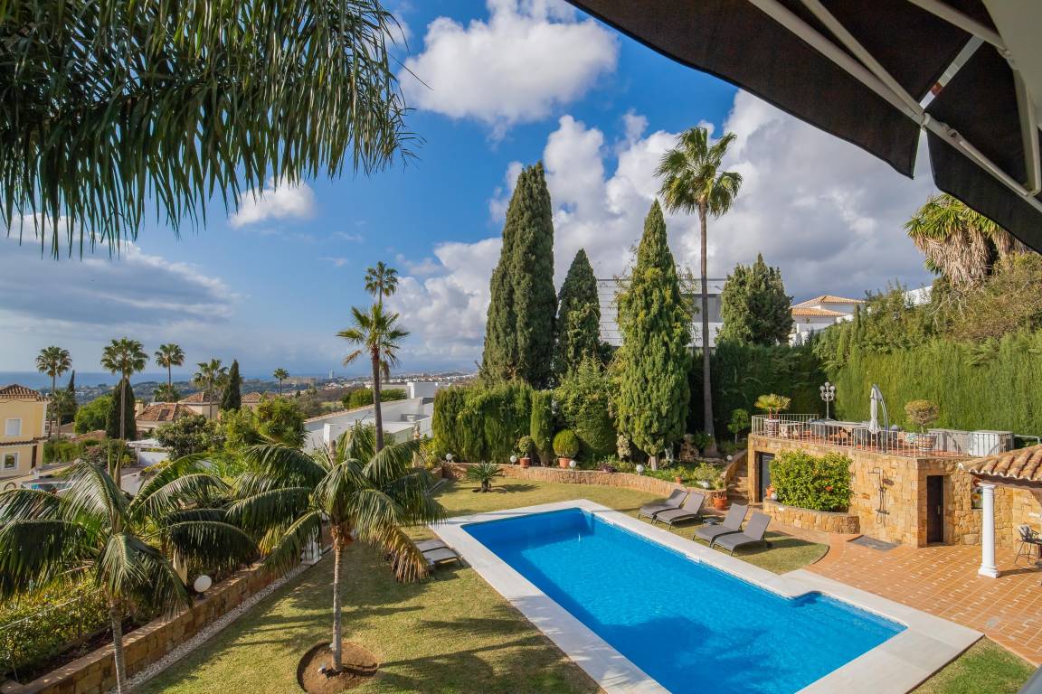 200 M² Villa ∙ 5 Chambres ∙ 10 Personnes - Marbella