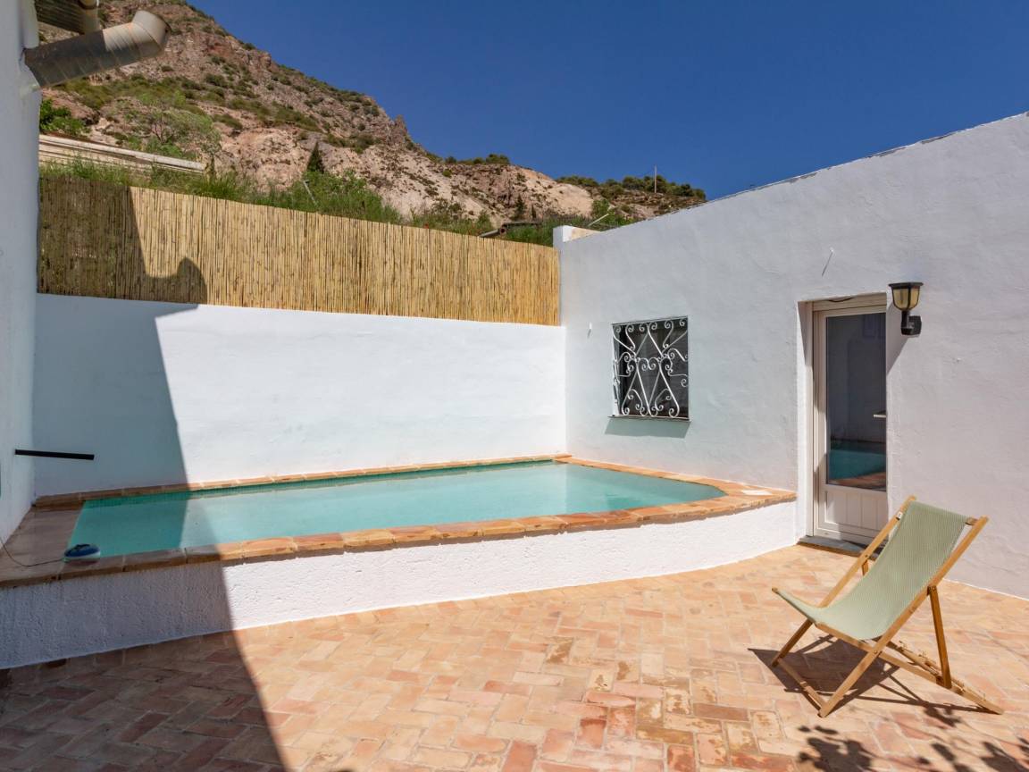 296 M² Casa Rural ∙ 2 Habitaciones ∙ 4 Huéspedes - Dúrcal