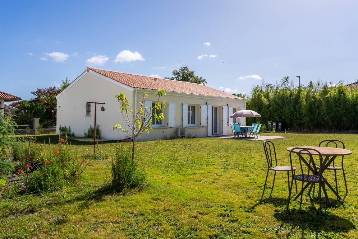 80 M² Maison De Vacances ∙ 3 Chambres ∙ 7 Personnes - Le Verdon-sur-Mer