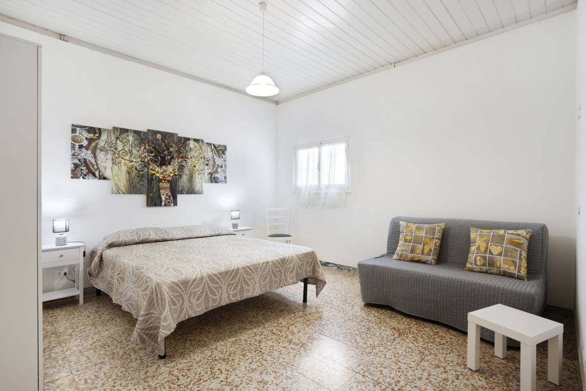45 M² Ferienwohnung ∙ 2 Schlafzimmer ∙ 5 Gäste - Massa