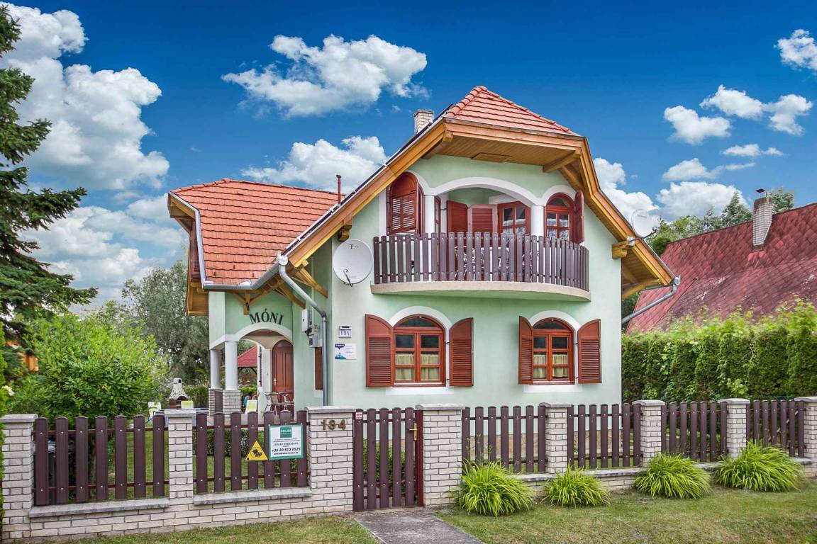 55 M² Ferienhaus ∙ 2 Schlafzimmer ∙ 5 Gäste - Balatonfenyves