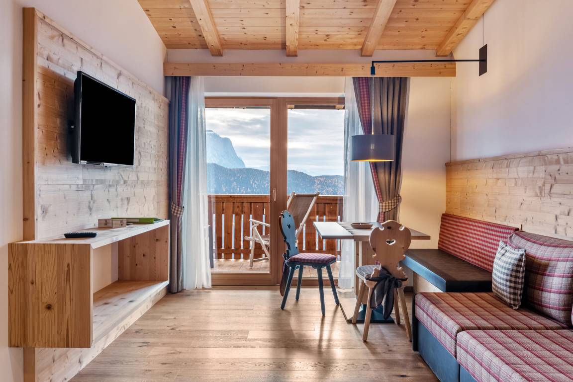 48 M² Apartment ∙ 2 Bedrooms ∙ 4 Guests - Alpe di Siusi