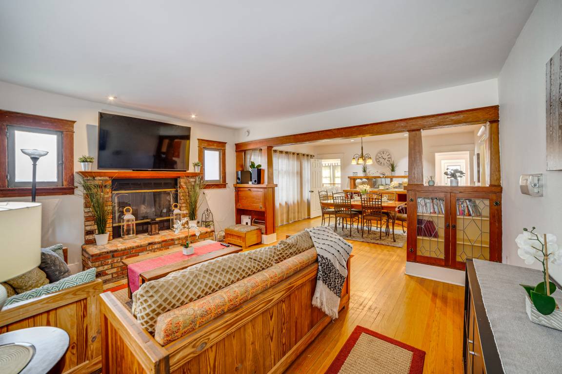 148 M² House ∙ 3 Bedrooms ∙ 8 Guests - Jurupa Valley, CA