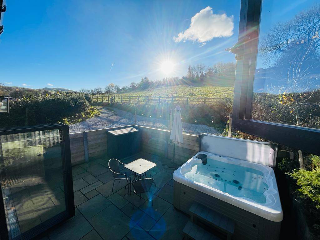 37 M² House ∙ 1 Bedroom ∙ 3 Guests - Glossop