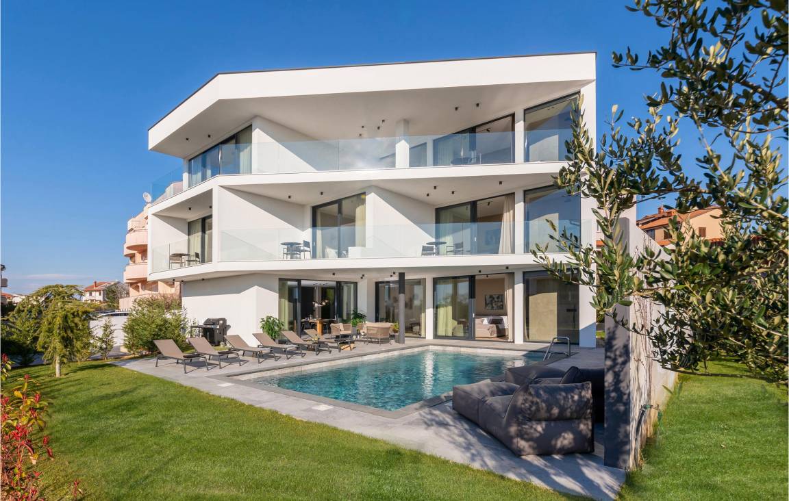 450 M² Huis ∙ 5 Slaapkamers ∙ 10 Gasten - Pješčana Uvala